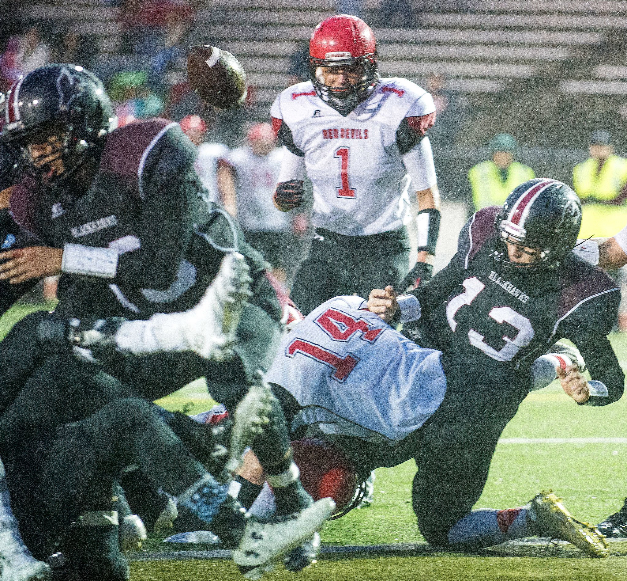 PREP FOOTBALL: Neah Bay rallies to beat old rival Lummi in 1B Semifinal ...