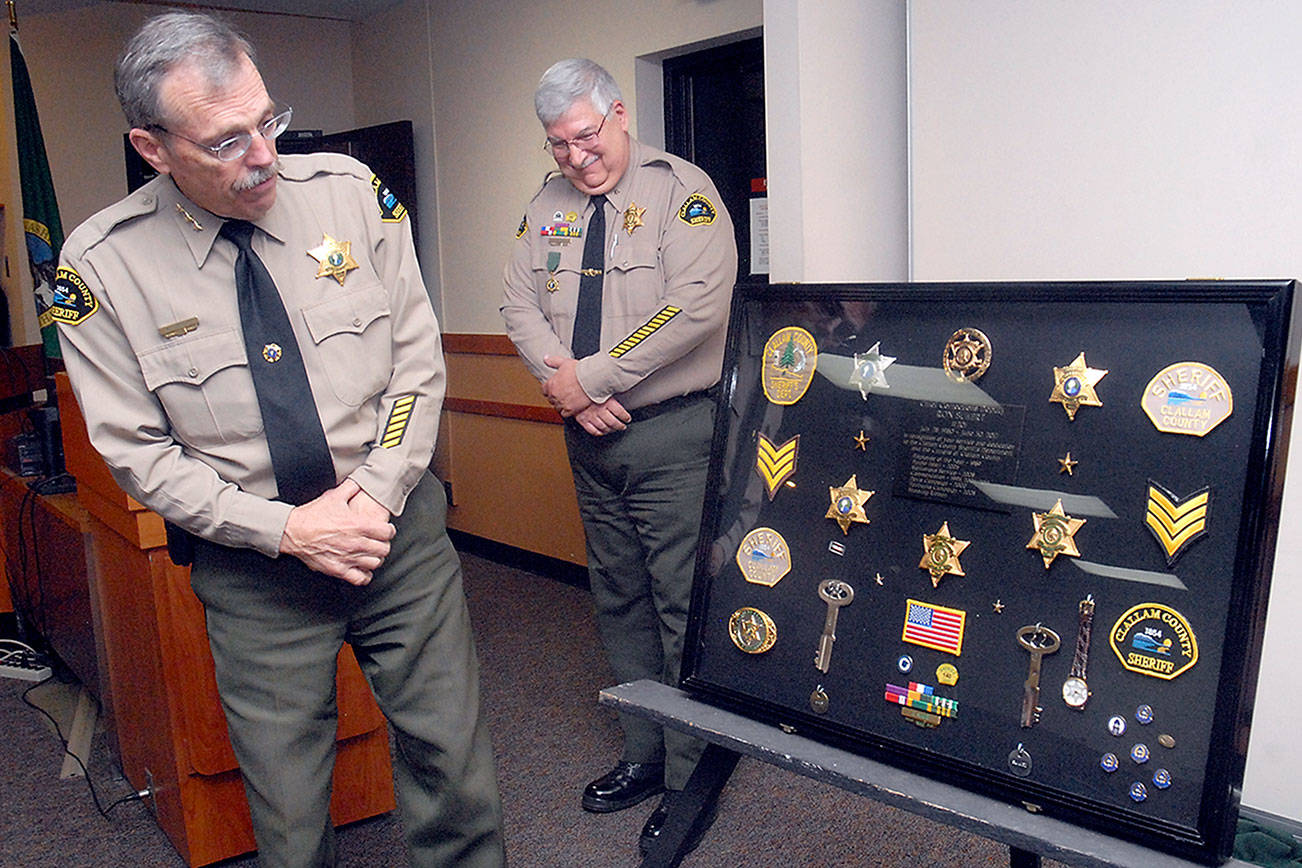 Retiring Clallam County jail superintendent honored | Peninsula Daily News