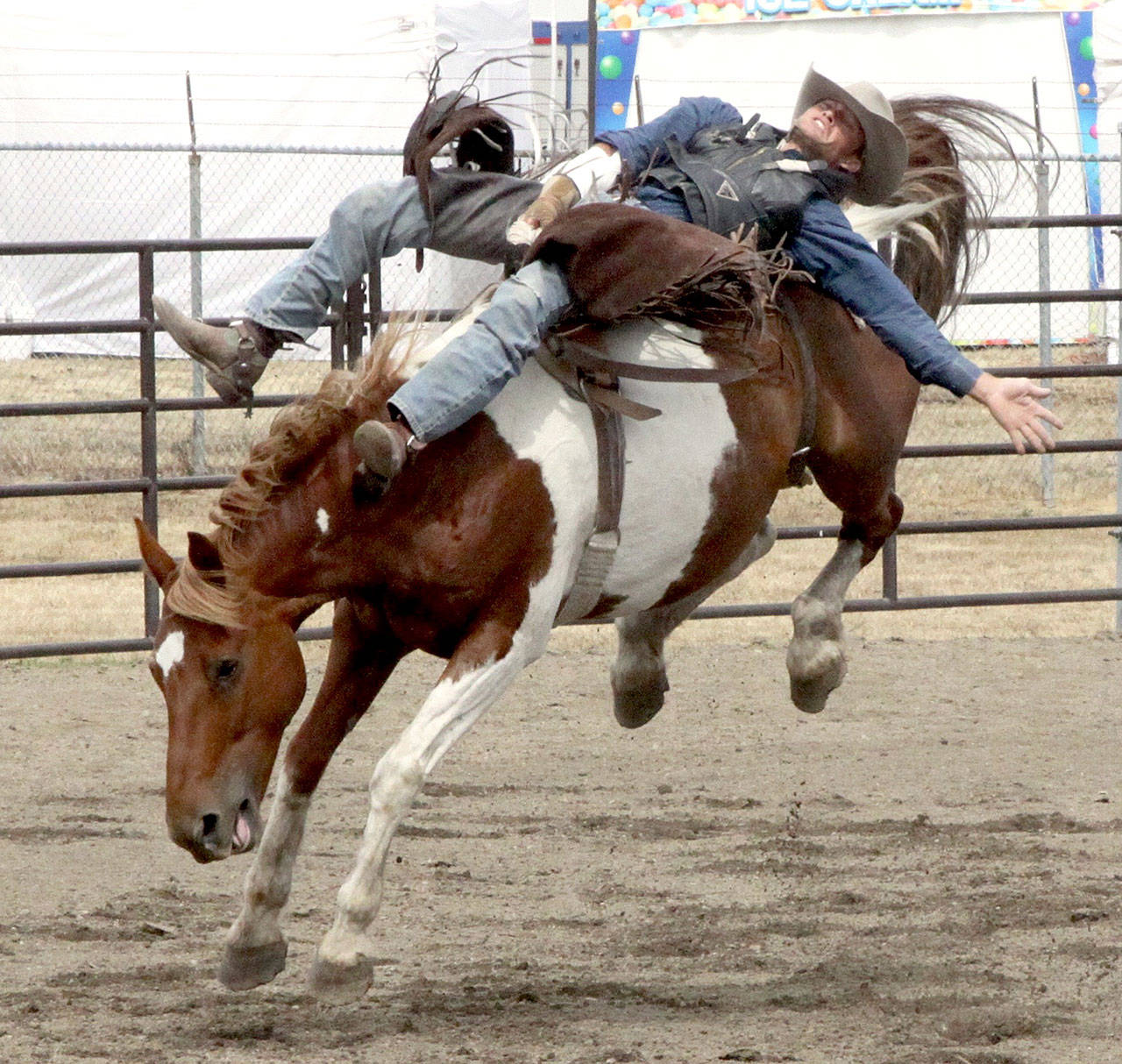 SPORTS SHOT: Ride ‘em cowboys | Peninsula Daily News