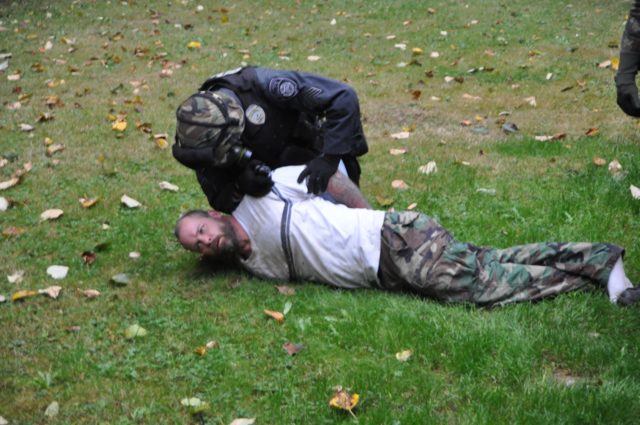 CRIME — Followup story — Capture of fugitive felon Mario Hackney after ...