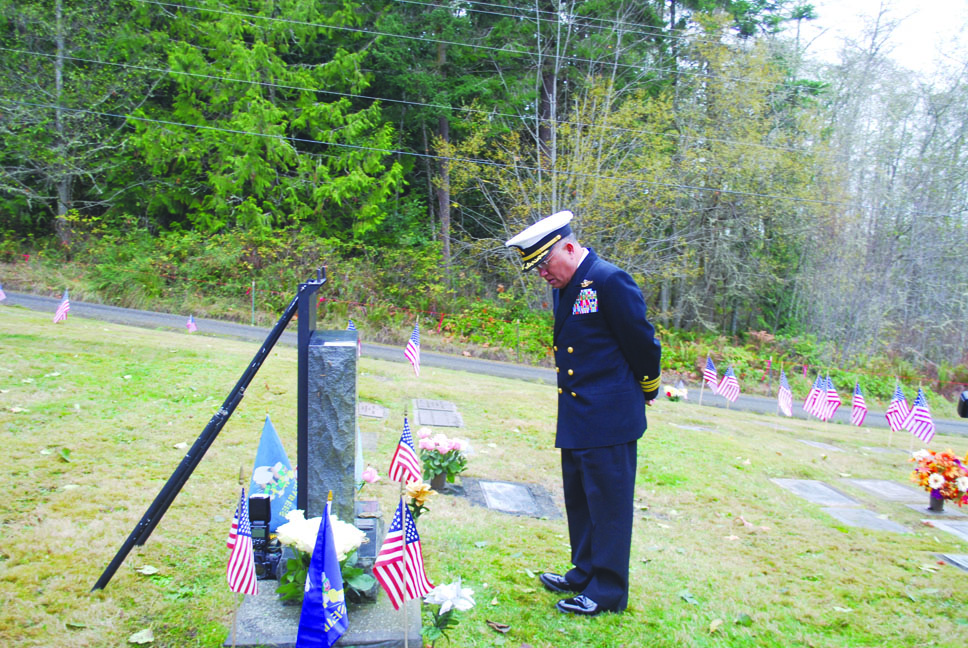 Medal of Honor recipient honored at Gardiner gravesite | Peninsula ...
