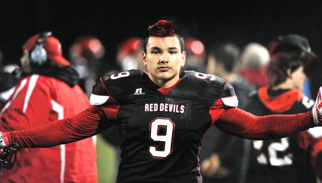 PREP FOOTBALL: Reamer helping Neah Bay return to state title game and ...