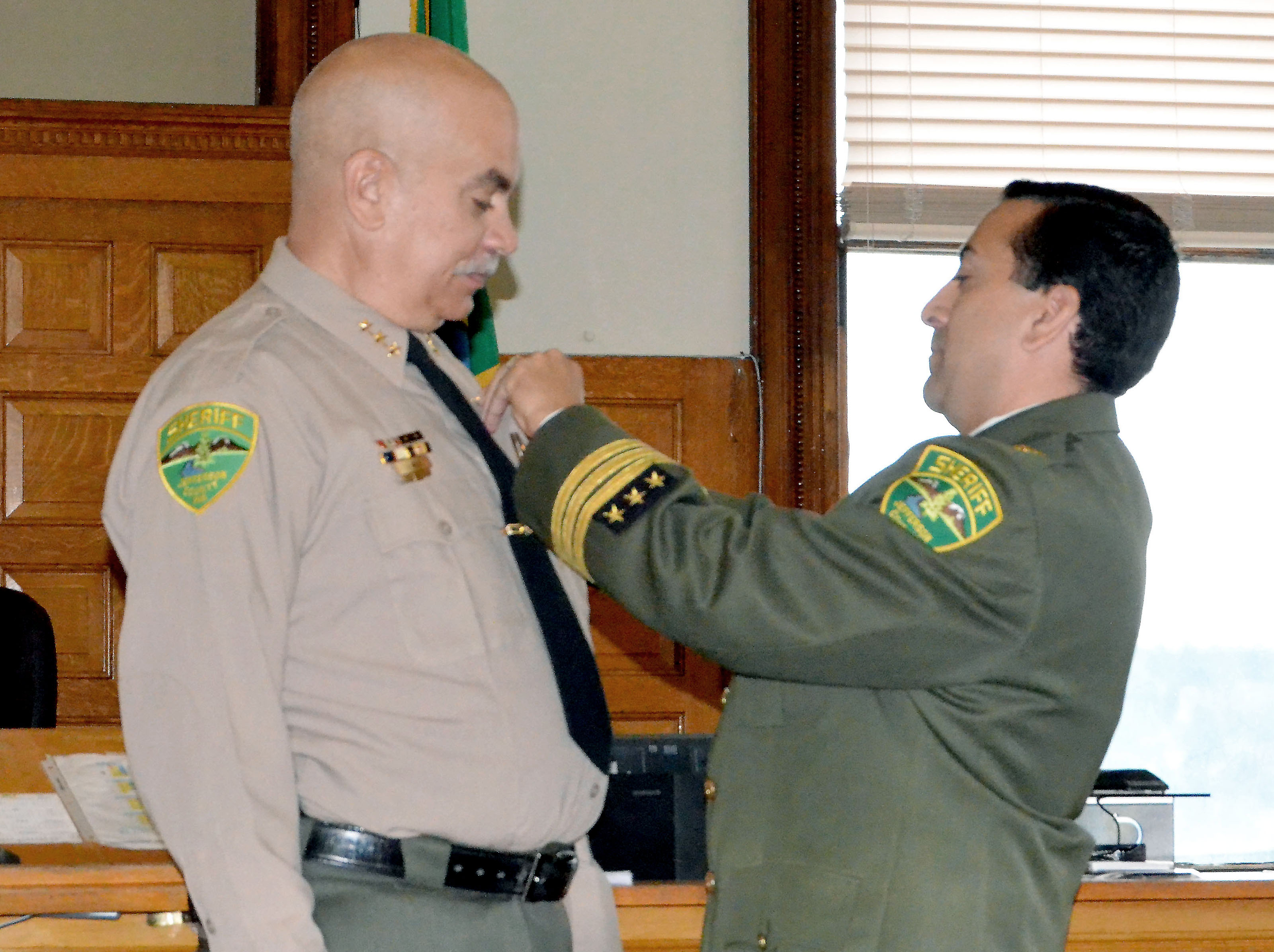 Nole sworn in as interim Jefferson County sheriff | Peninsula Daily News