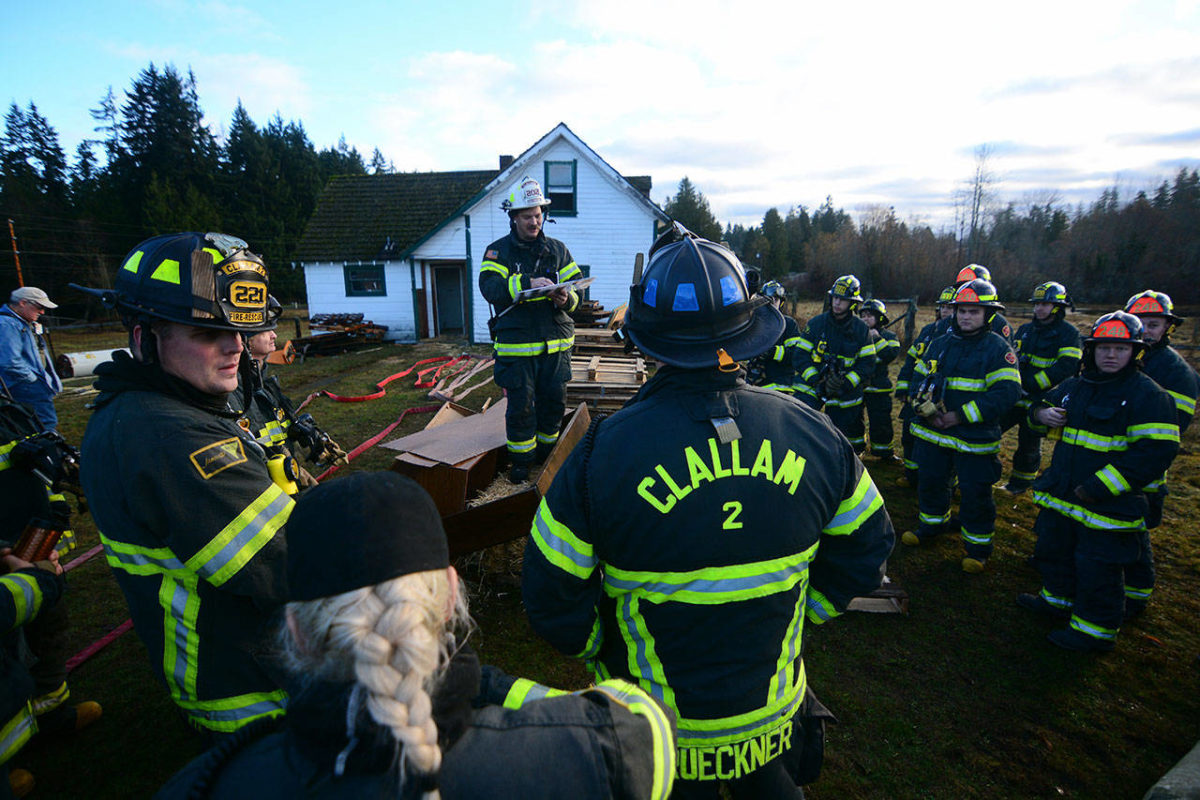 PHOTO GALLERY: Fire protection agencies, Fire Explorer Scouts train on ...