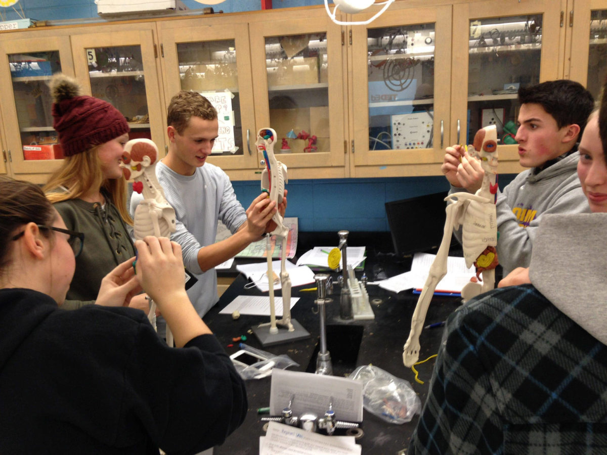 Sequim High School leads the way in science | Peninsula Daily News