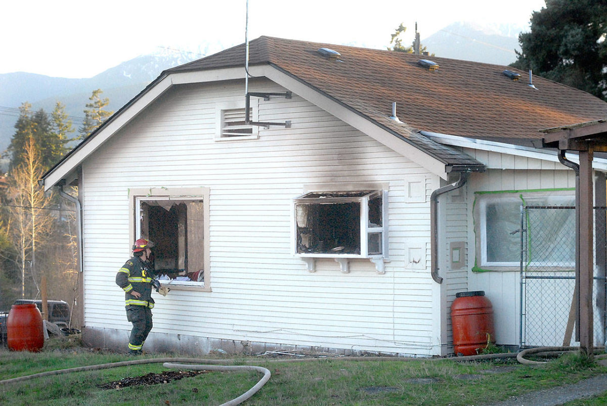 Fire damages Port Angeles home | Peninsula Daily News