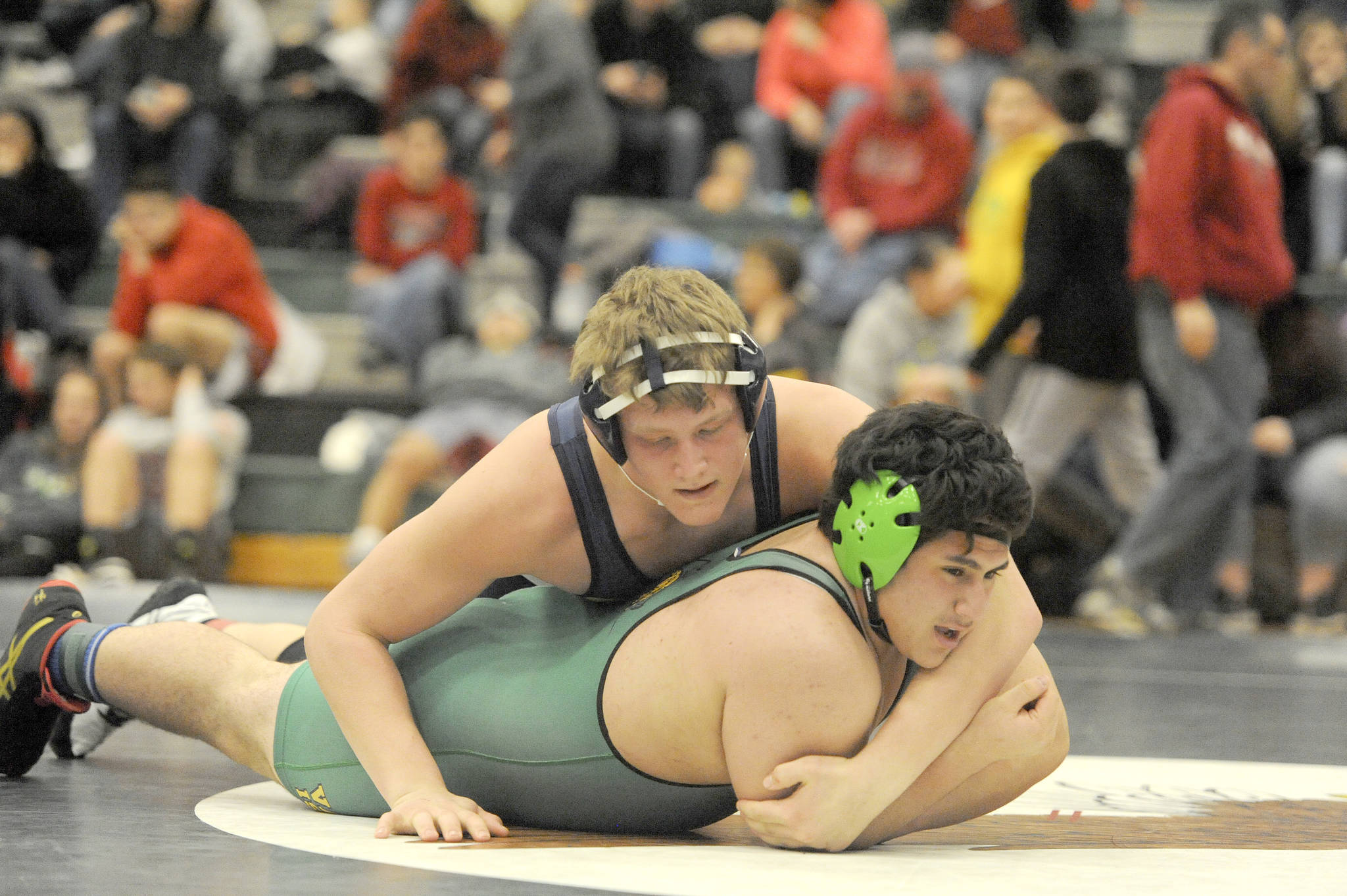 STATE WRESTLING PREVIEW: 15-strong Forks boys team shooting for Mat ...