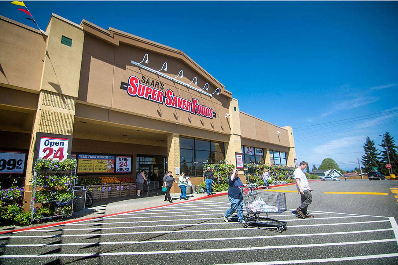 Hundreds meander through Saar’s in Port Angeles on first day of soft ...