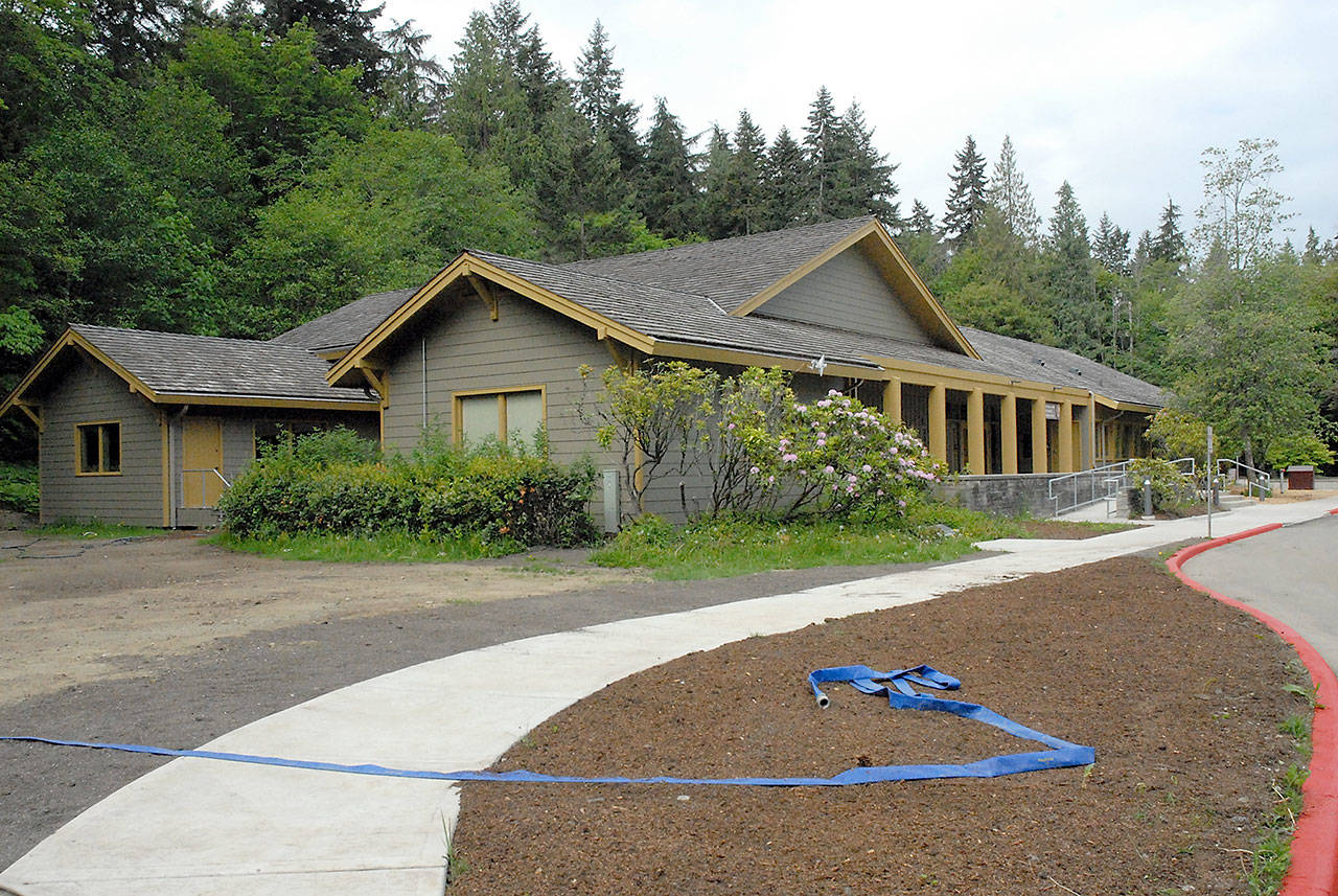 Renovated park visitor center to reopen Tuesday | Peninsula Daily News