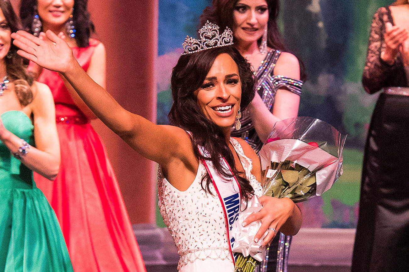 Peninsula woman takes Mrs. Washington title | Peninsula Daily News