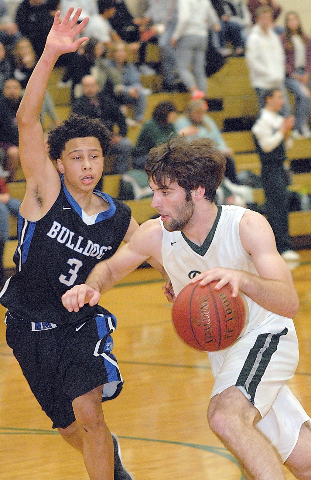 PREP BOYS BASKETBALL: Port Angeles boys tighten the screws in league ...