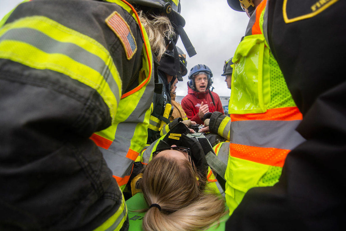 Local first responders train to work with Life Flight helicopters ...
