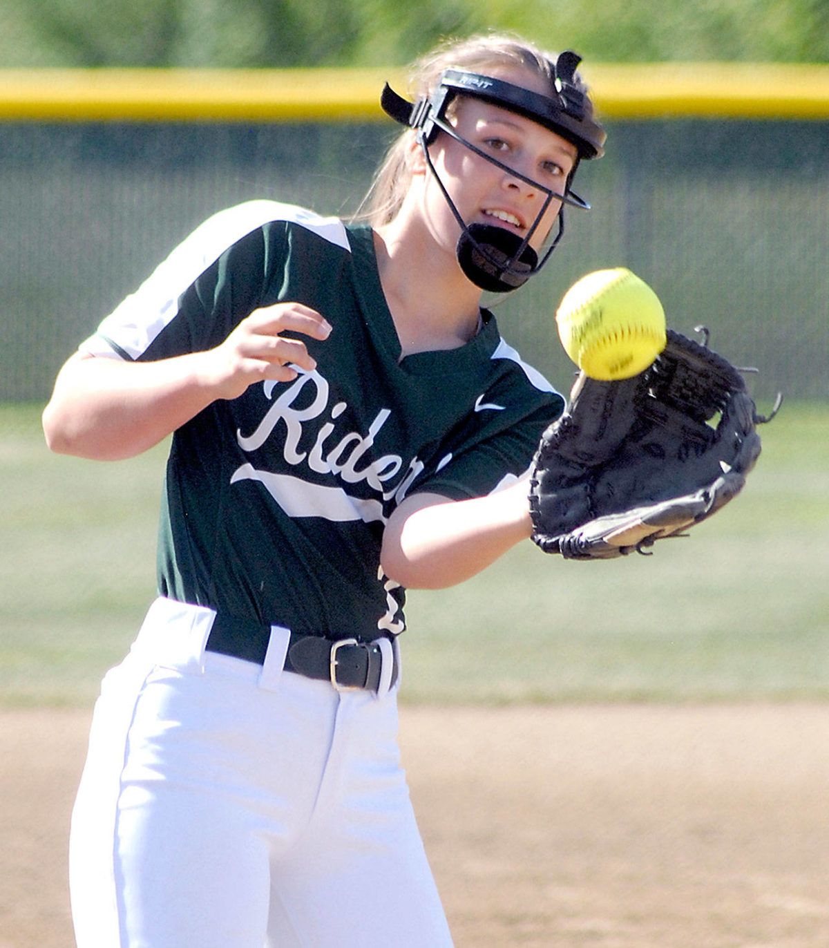 SOFTBALL: Port Angeles’ Hope O’Connor throws a perfect game | Peninsula ...