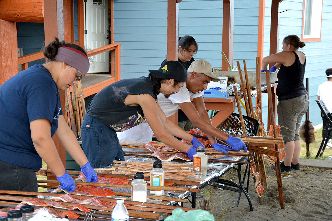 PHOTO GALLERY: Makah Days draw crowds to Neah Bay | Peninsula Daily News