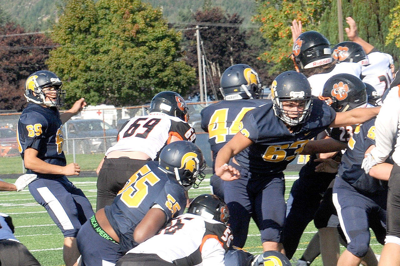 PREP FOOTBALL ROUNDUP: Forks wins with a field goal; Clallam Bay beats ...