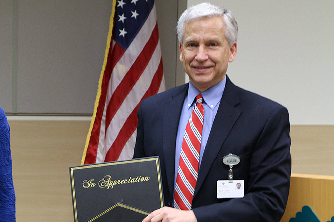 OMC’s Eric Lewis named ‘Community Champion’ | Peninsula Daily News