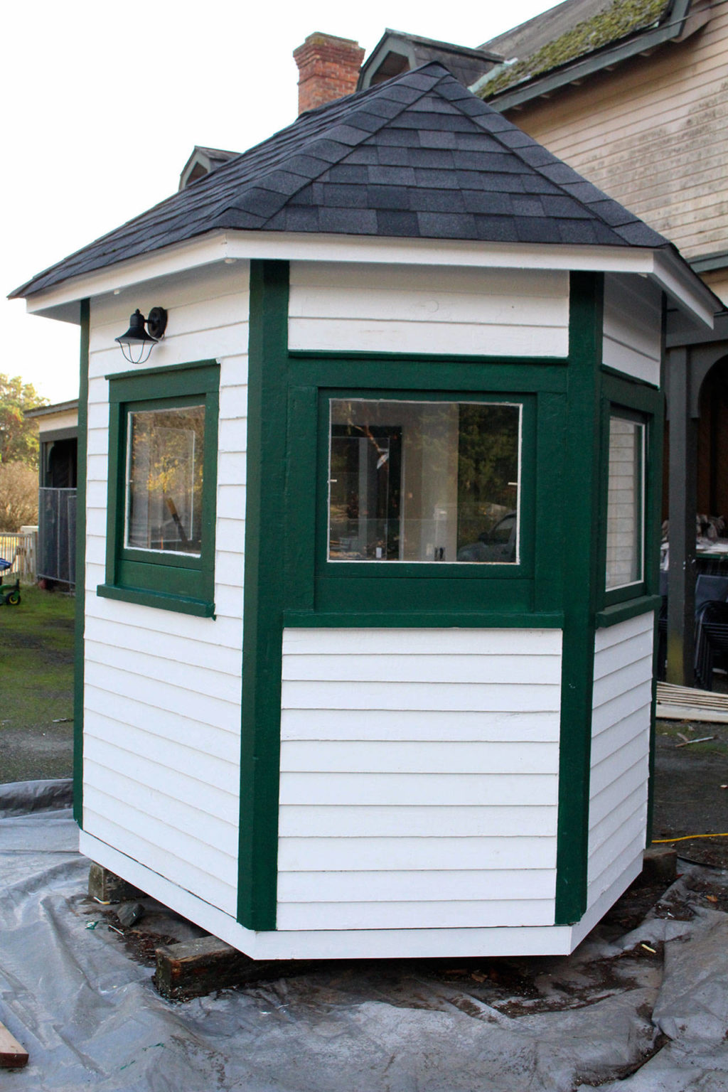 Fort Worden guard shack on path to restoration | Peninsula Daily News