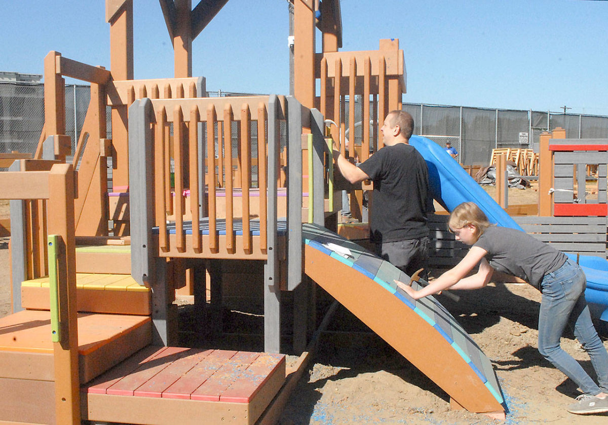 Generation II Dream Playground build days at Erickson Playfield ...