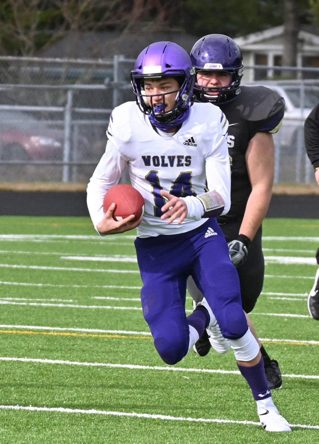 PREP FOOTBALL PREVIEW: Sequim Wolves looking to stay on high-performing ...