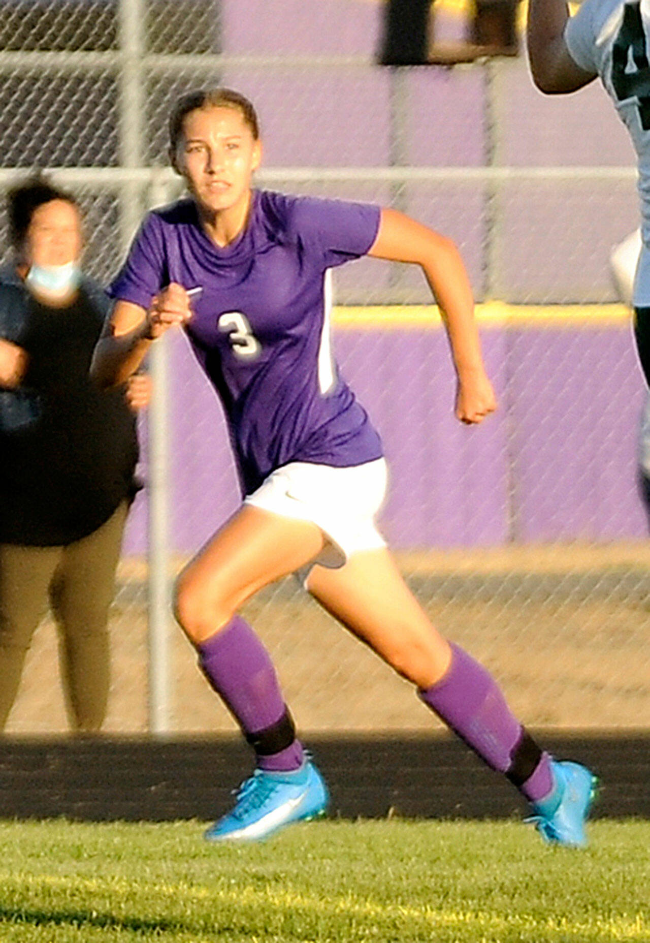 GIRLS SOCCER: Ten area players make All-Olympic team | Peninsula Daily News