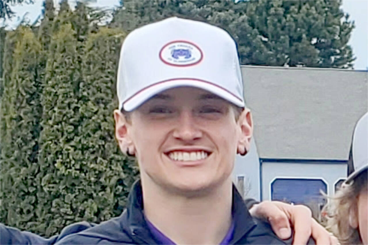 ATHLETE OF THE WEEK: Dominic Riccobene, Sequim boys golf | Peninsula ...
