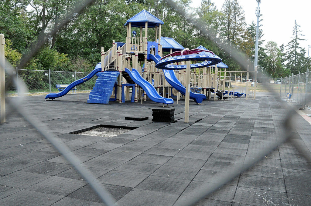 Shane Park playground closed for repairs | Peninsula Daily News