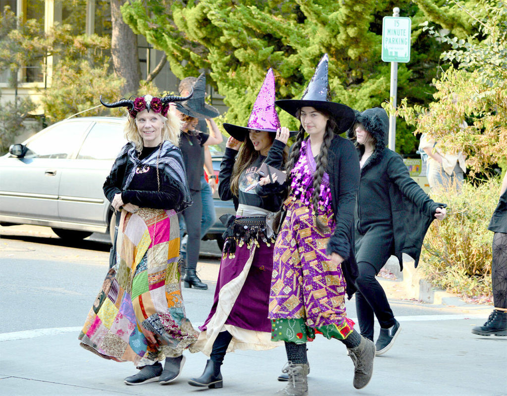 Witches’ walk | Peninsula Daily News