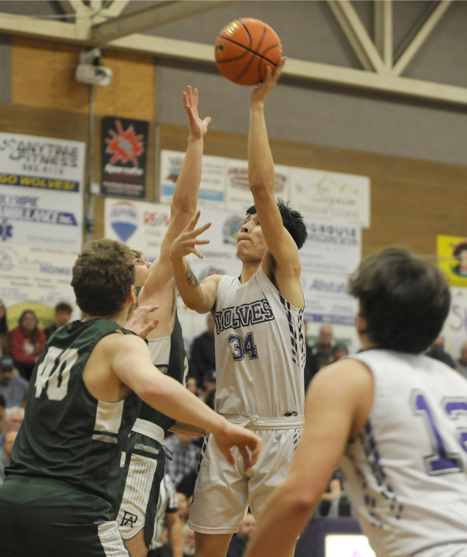 BOYS BASKETBALL: Sequim rumbles past Roughriders for first win over PA ...