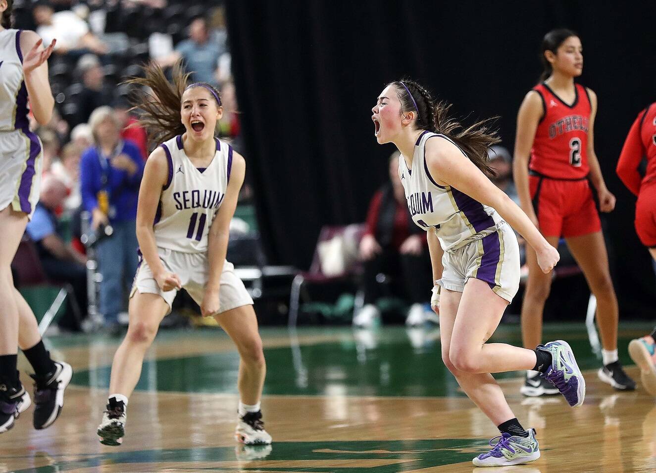 STATE BASKETBALL: [Updated] Sequim’s late rally lifts Wolves to fourth ...