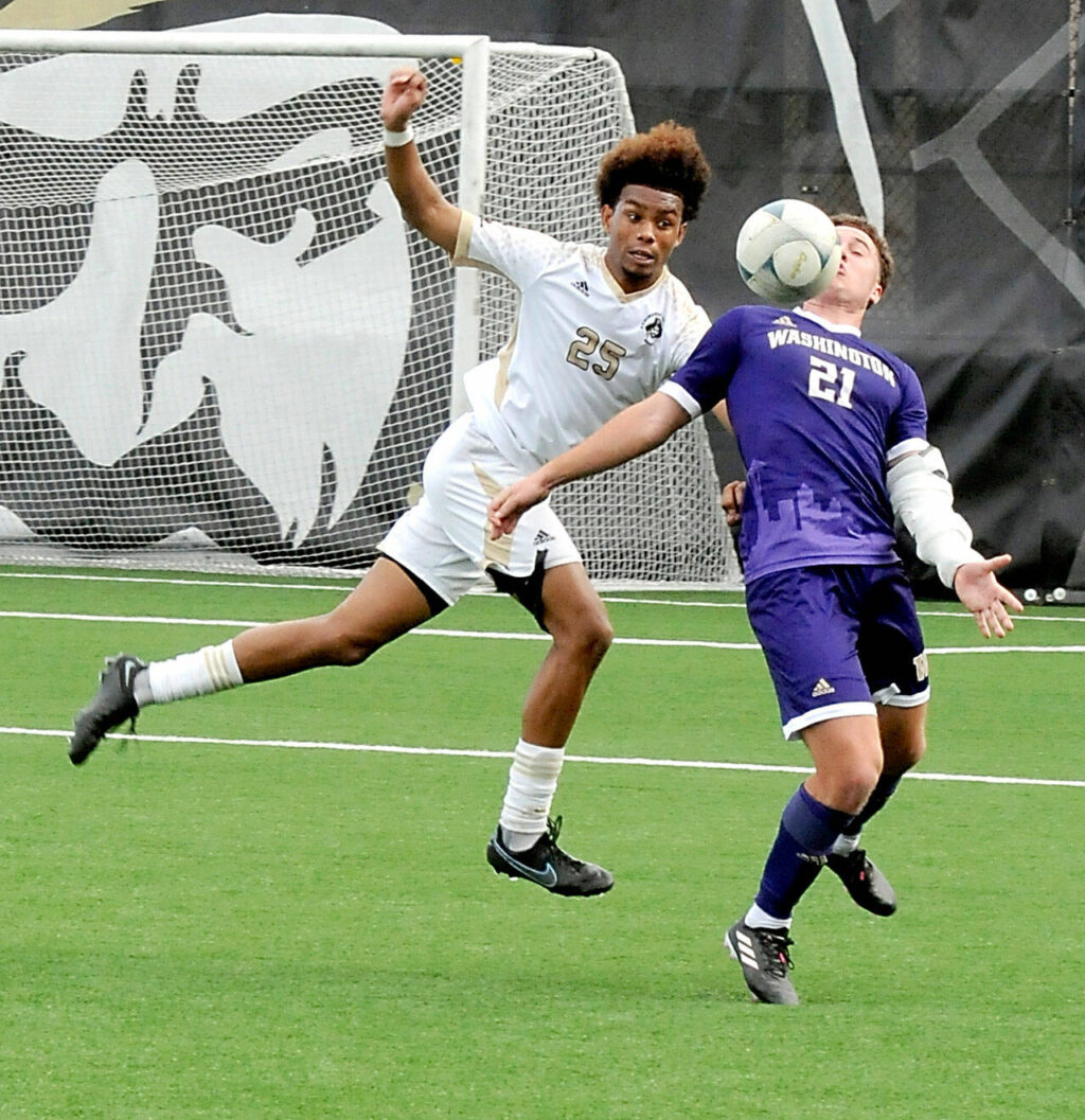 COLLEGE SOCCER: Peninsula hosts powerhouse UW team at Wally Sigmar ...
