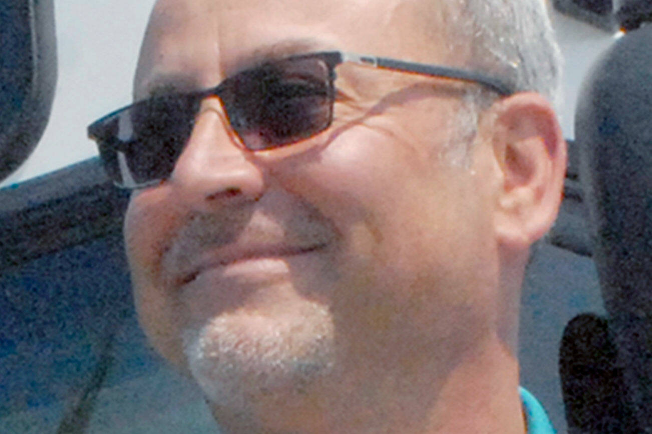 Clallam Transit chief retires after 39 years | Peninsula Daily News