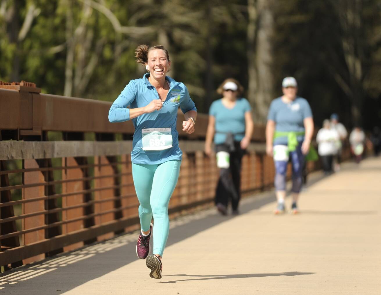 RUN THE PENINSULA: Sequim Bridge Run boasts ideal conditions for 300 ...