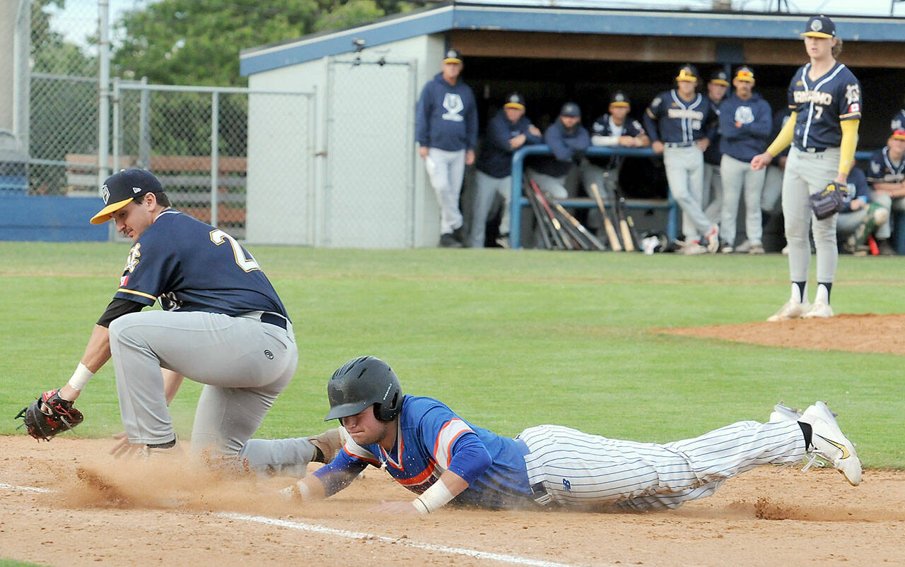 LEFTIES: Solid pitching, home run bomb lifts Port Angeles to 4th ...