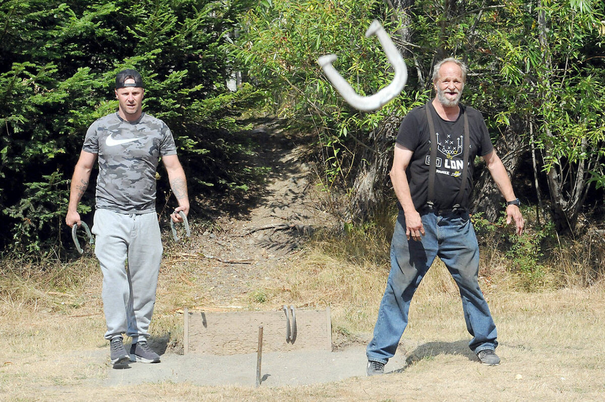 Lucky Throw at Lincoln Park | Peninsula Daily News