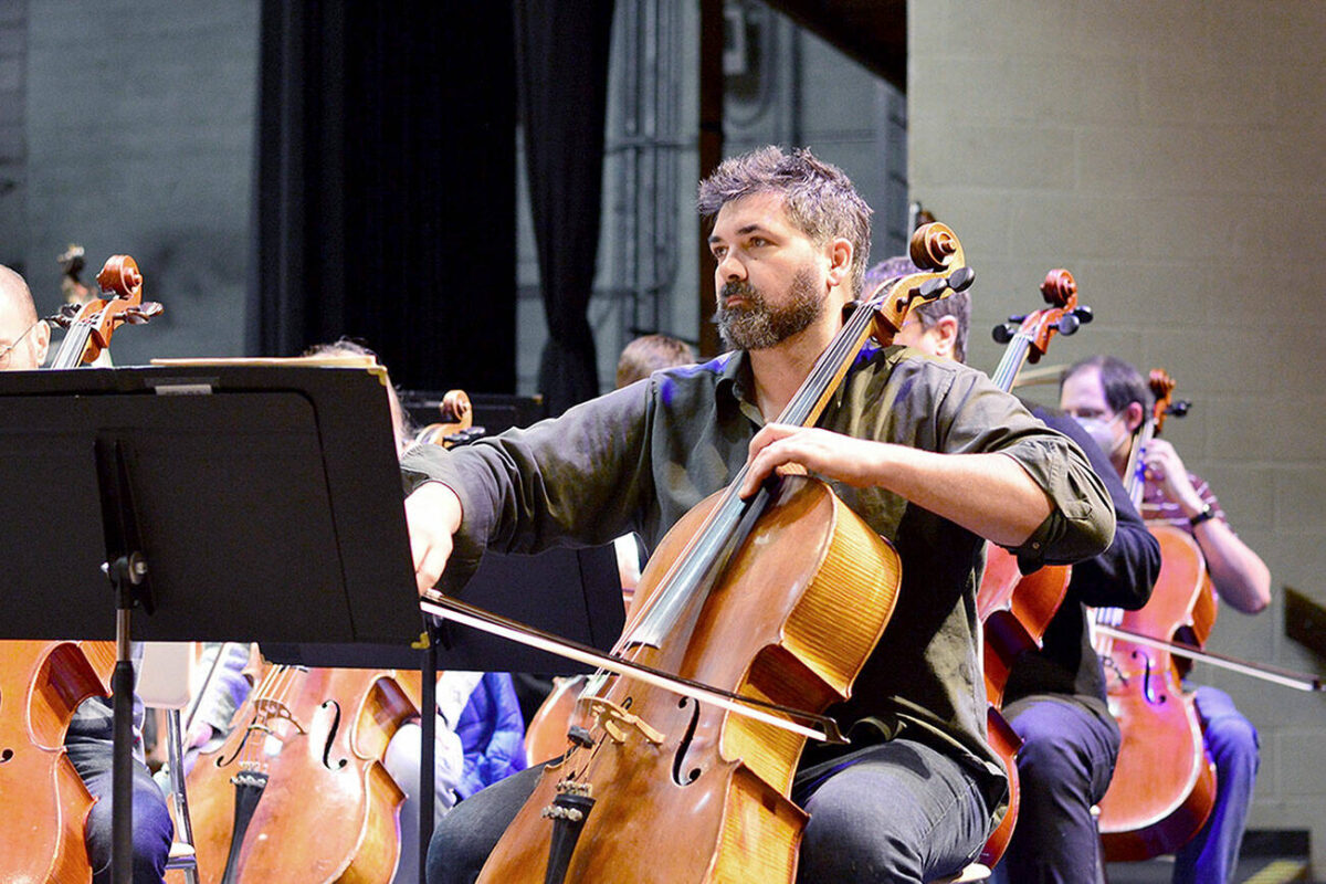 Grover Gallery exhibits school founder, faculty artists’ work ...