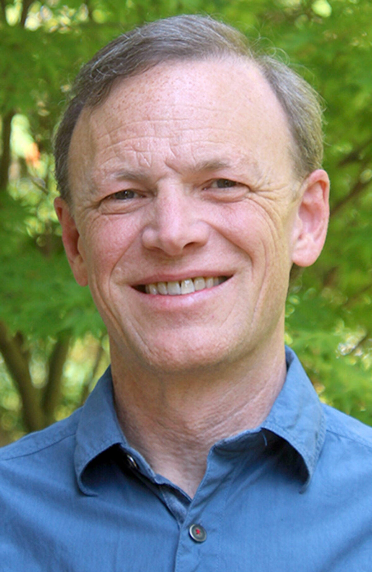 ‘Lonesome Road’ author to sign book in Port Angeles | Peninsula Daily News