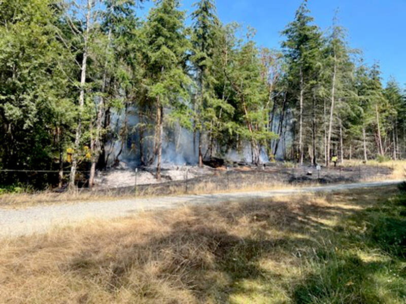 Firefighters extinguish brush fire near Port Townsend | Peninsula Daily ...