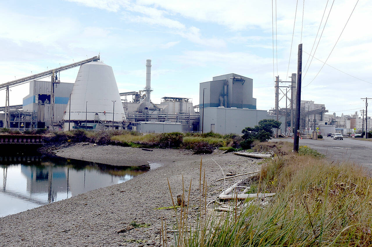 Port Angeles mill workers to get benefits | Peninsula Daily News