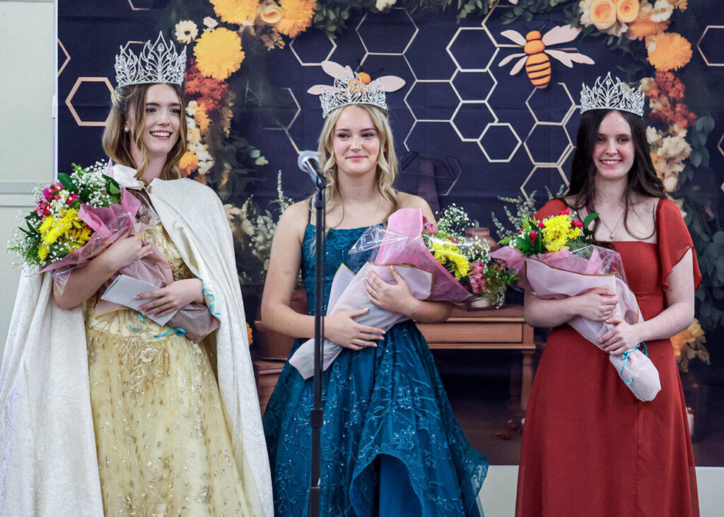 Queen, princesses named for Clallam County Fair | Peninsula Daily News