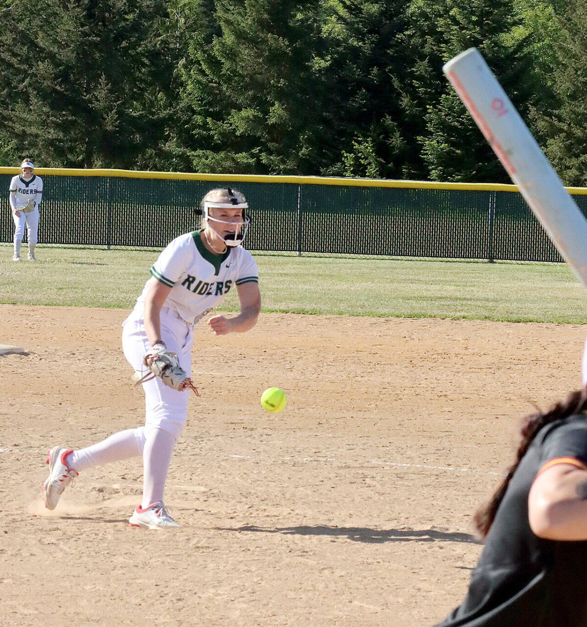 GIRLS SOFTBALL: Port Angeles romps, grabs sole possession of league ...