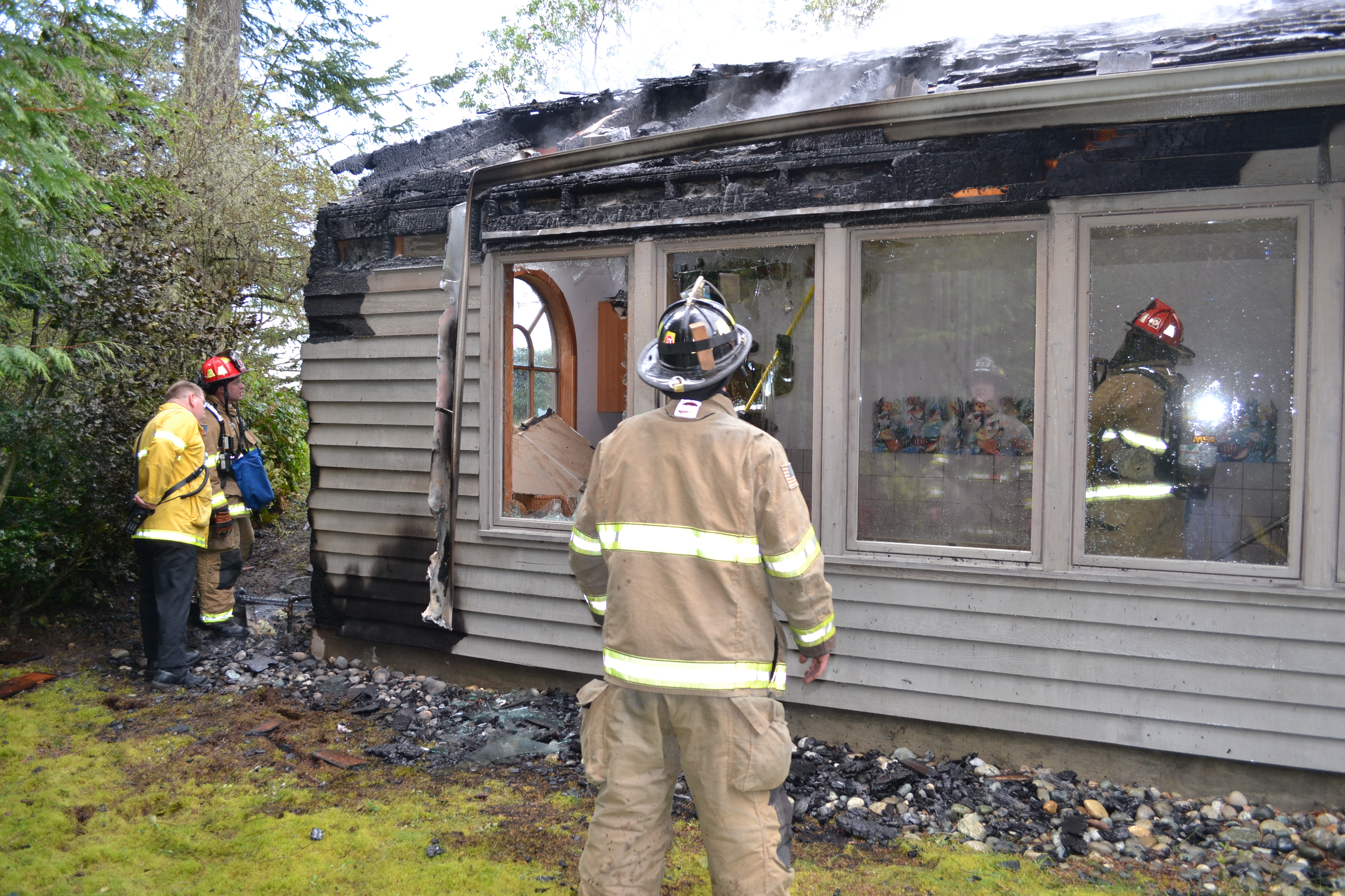 Fire damages pool house near Port Townsend, but home spared thanks to ...