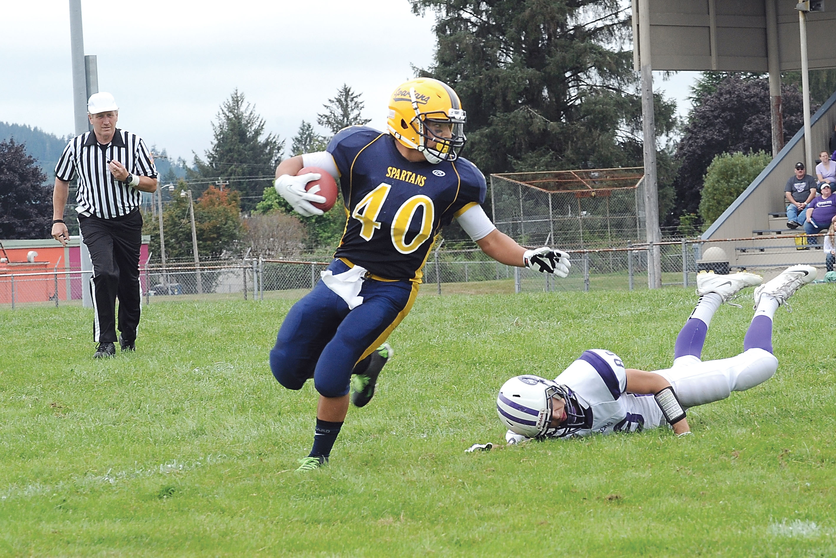 PREP FOOTBALL: Forks looking to replace lost linemen | Peninsula Daily News