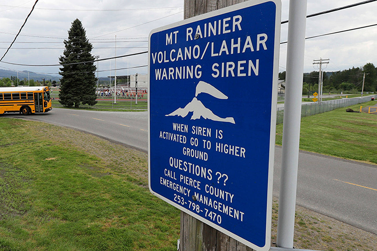 Hawaii volcano raises concerns of eruptions along West Coast ...