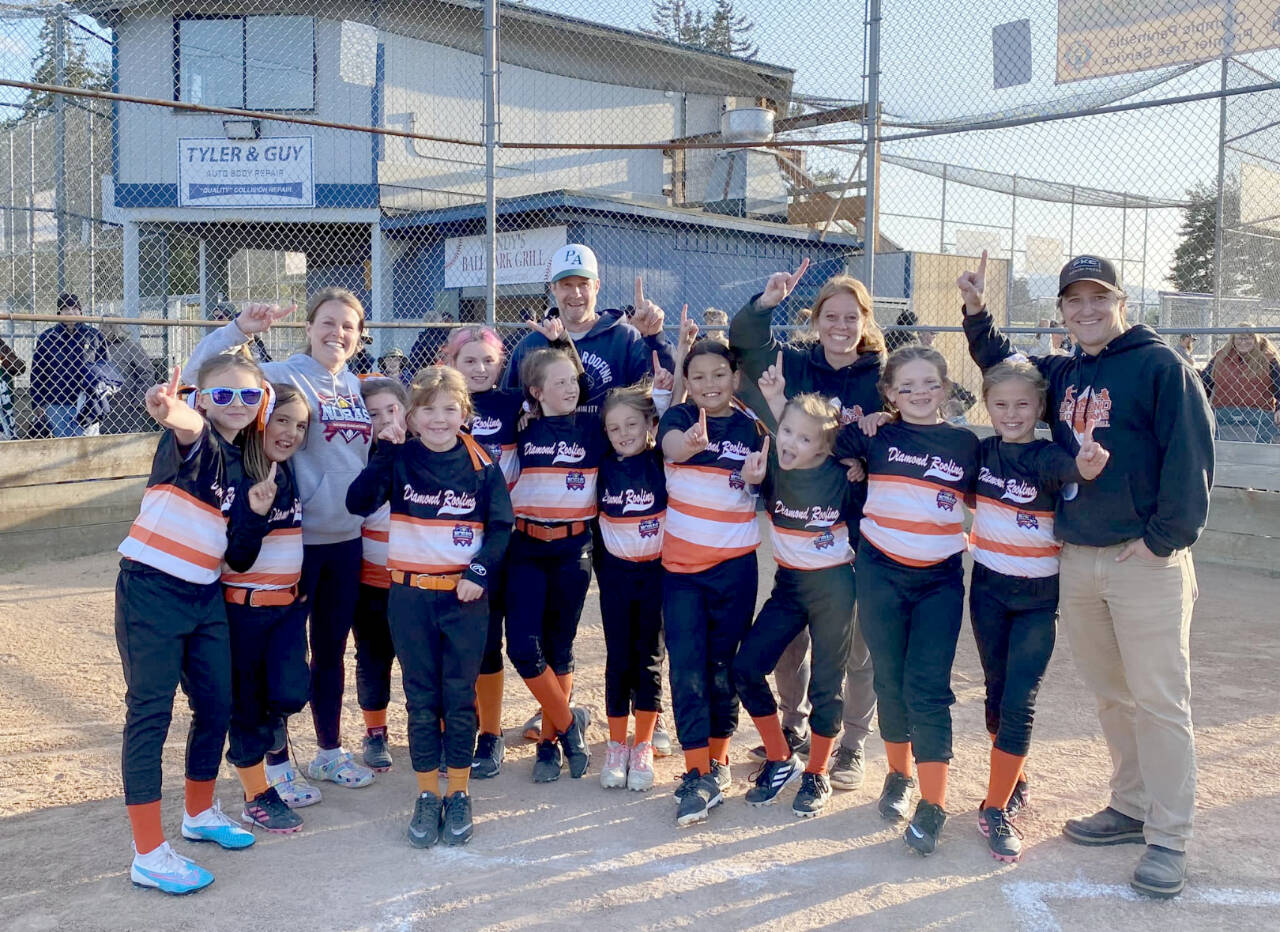 PORT ANGELES CITY CHAMPIONSHIPS: Elks win majors and Diamond Roofing ...