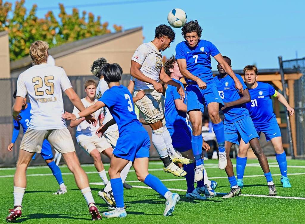 COLLEGE SOCCER: Men, women shut out Edmonds to remain perfect on the ...