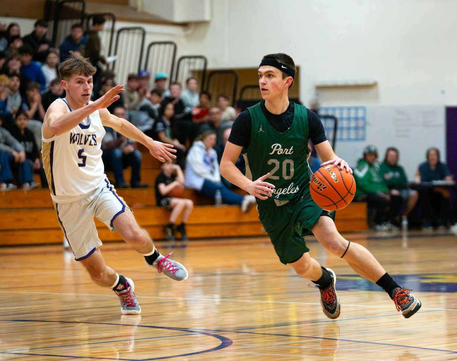 DISTRICT BASKETBALL PLAYOFFS: Riders clutch on offense and defense in ...