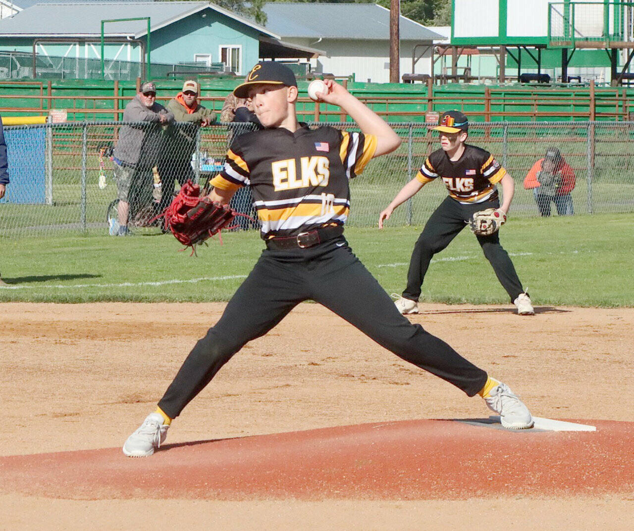 NOBAS BASEBALL: Elks battles Rotary in title game | Peninsula Daily News